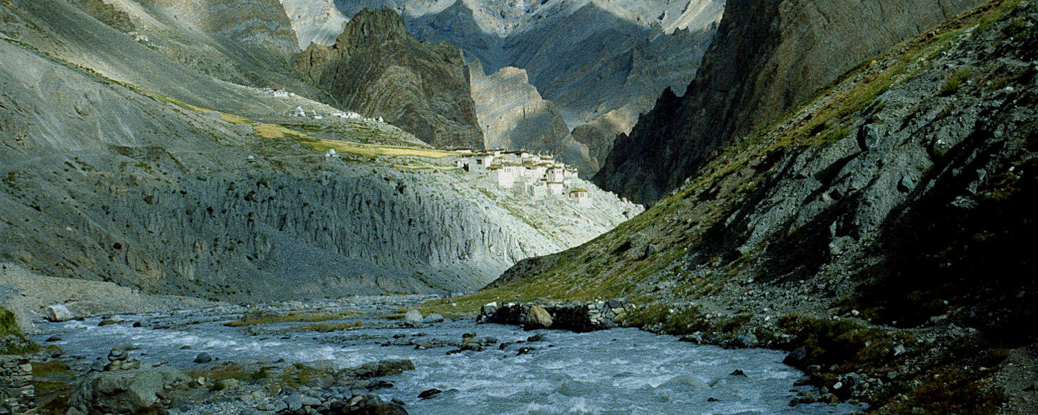 Chadar Trek - Complete Guide to the Chadar Trek in India