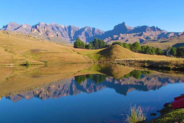 Drakensberg – The Highest Mountain Range In Southern Africa